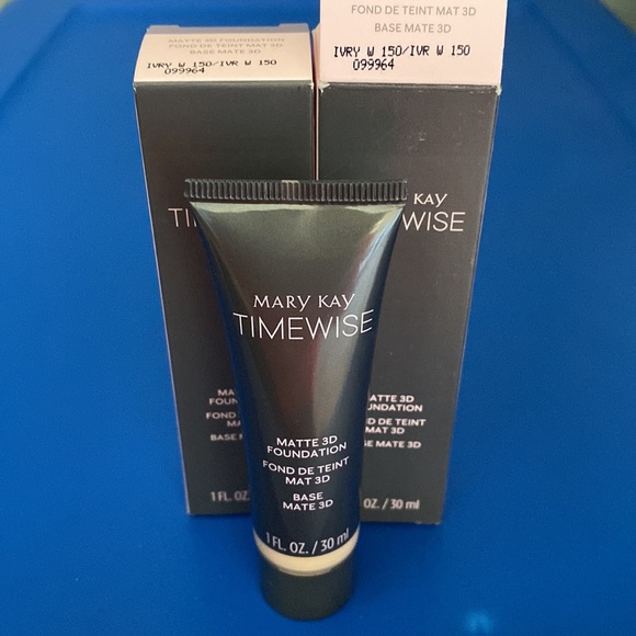 Mary Kay | Makeup | 2 Mary Kay Timewise Matte 3d Foundations Ivory W5 ...